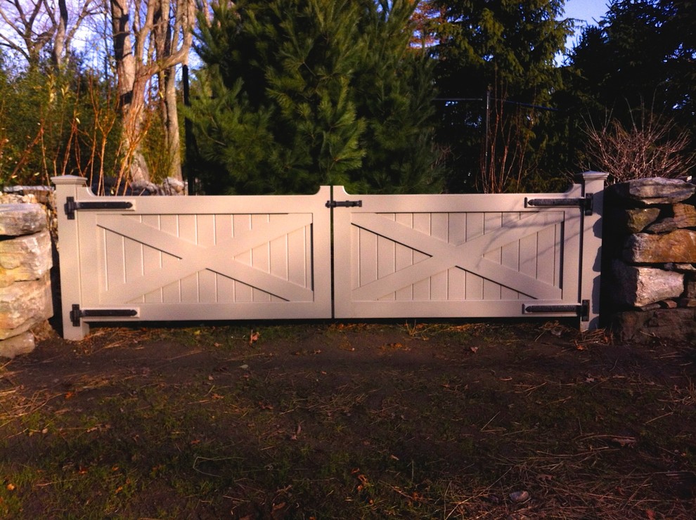 Custom Cedar Driveway Gate - Traditional - Entry - New York - by ...