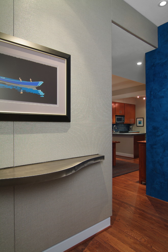 Downtown High-Rise - Contemporary - Entry - Houston - by Laura Manchee ...