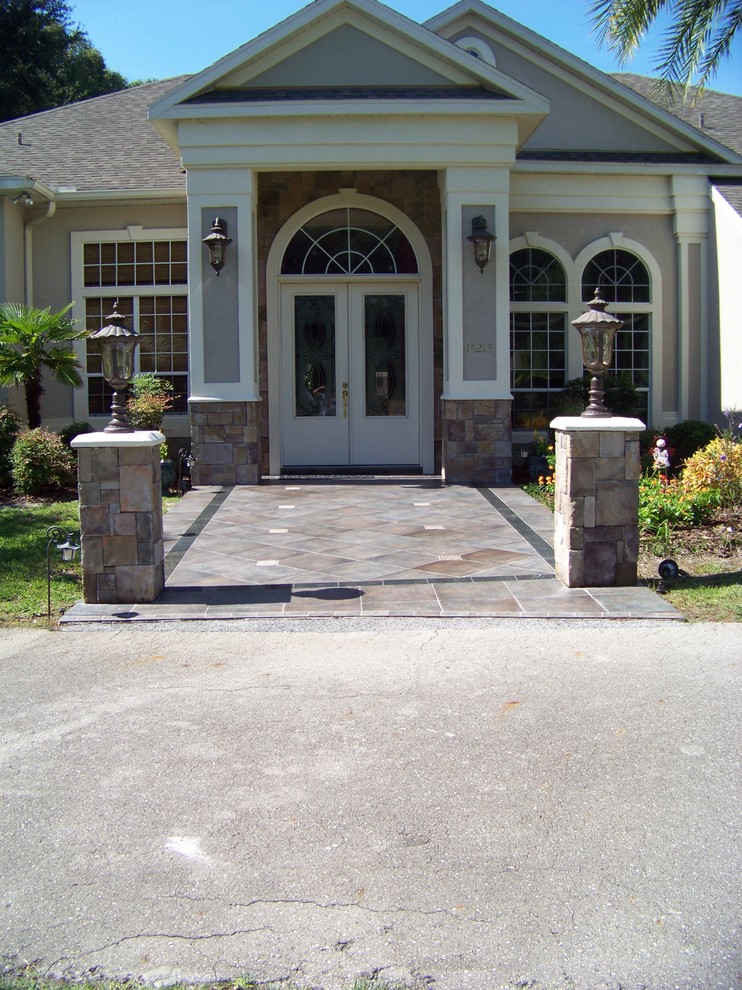 Driveway Entryway - Traditional - Entry - Miami - by Lynndale ...