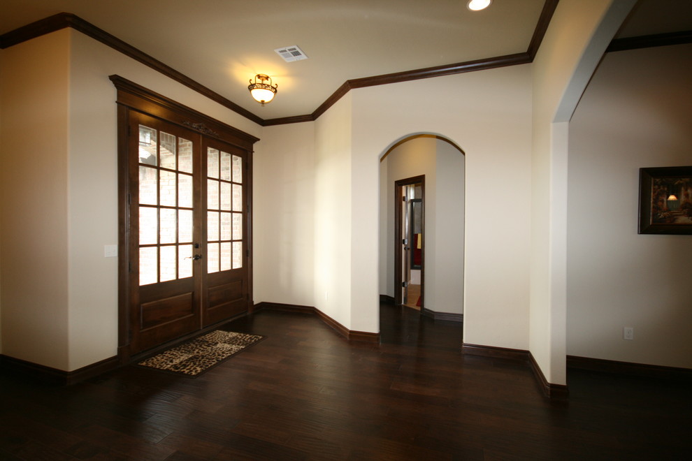 Entry - Entry - Oklahoma City - by Mark Methvin Homes | Houzz