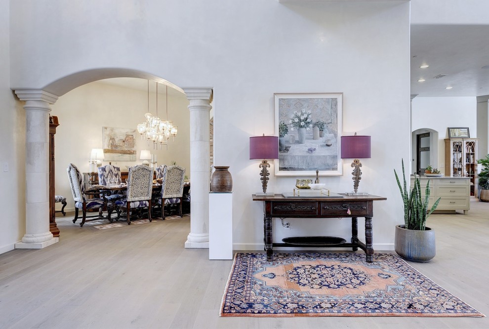 Entry - Classique - Entrée - Austin - par Turnstyle Design | Houzz