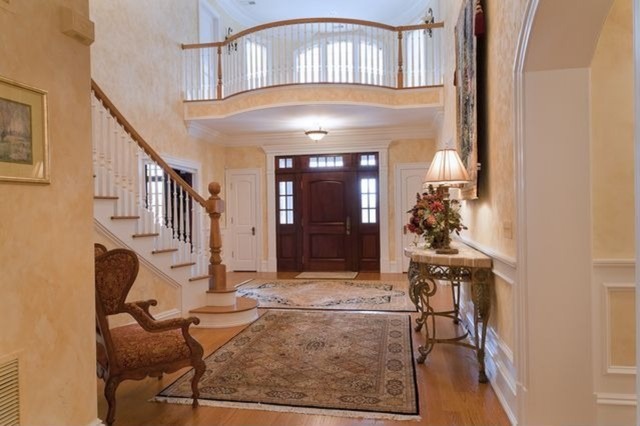 Foyer - Classique - Entrée - Autres périmètres - par DeMotte Architects ...