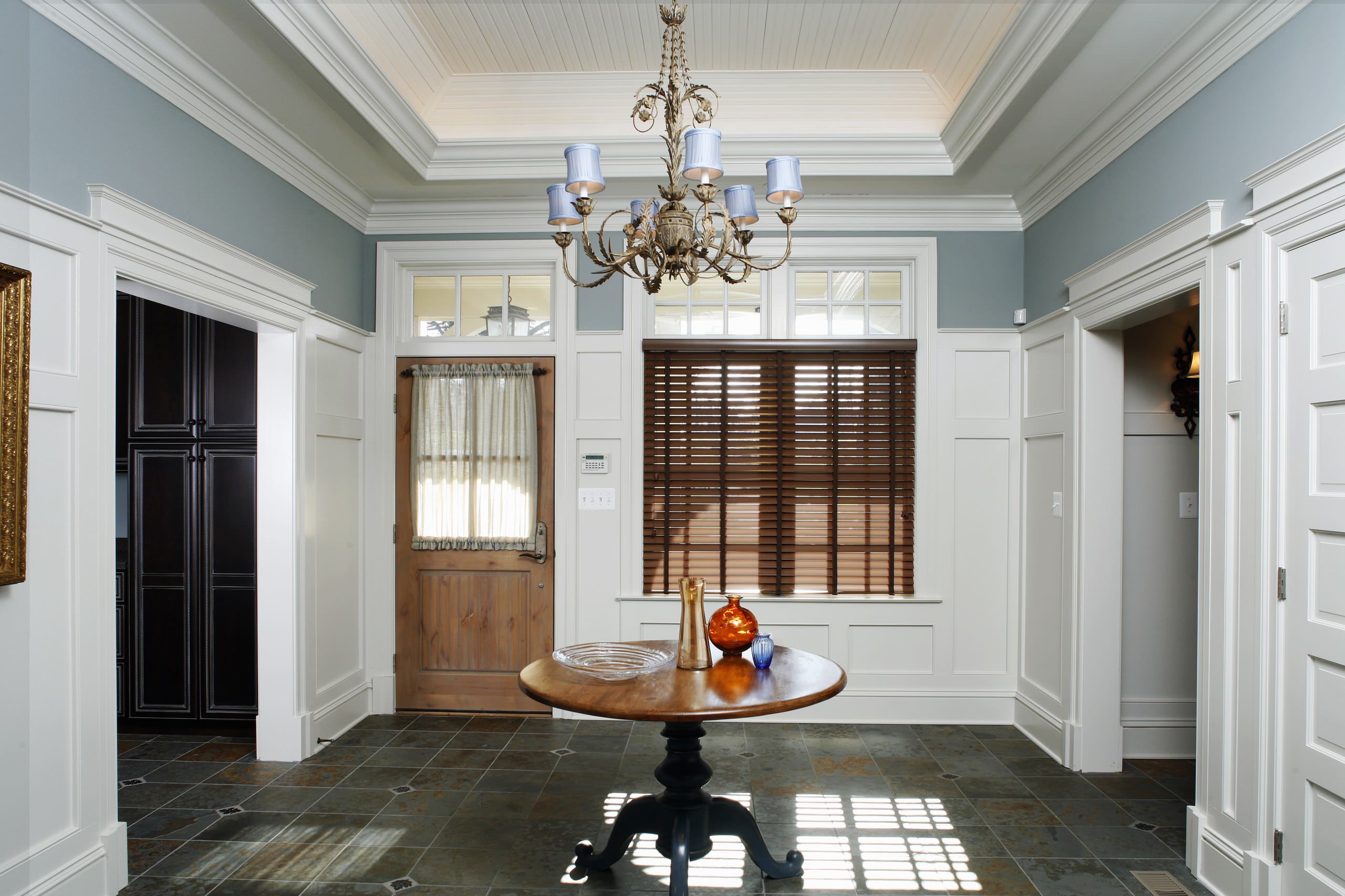 Foyer Tray Ceiling Paint Colors | Shelly Lighting