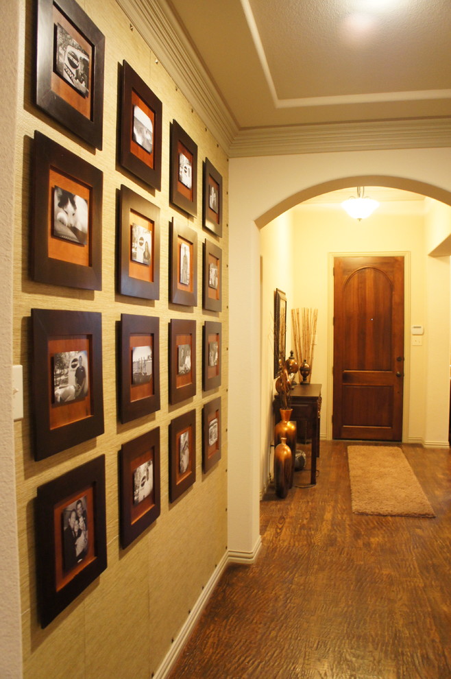 Gallery Entry - Contemporary - Entry - Dallas - by JDS DESIGNS | Houzz