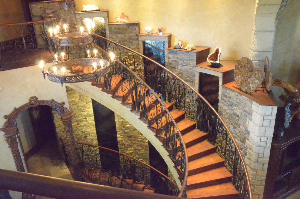 In Wall Grey Mirror - 地中海 - 階段 - インディアナポリス - Humidifall IP, LLC | Houzz ...