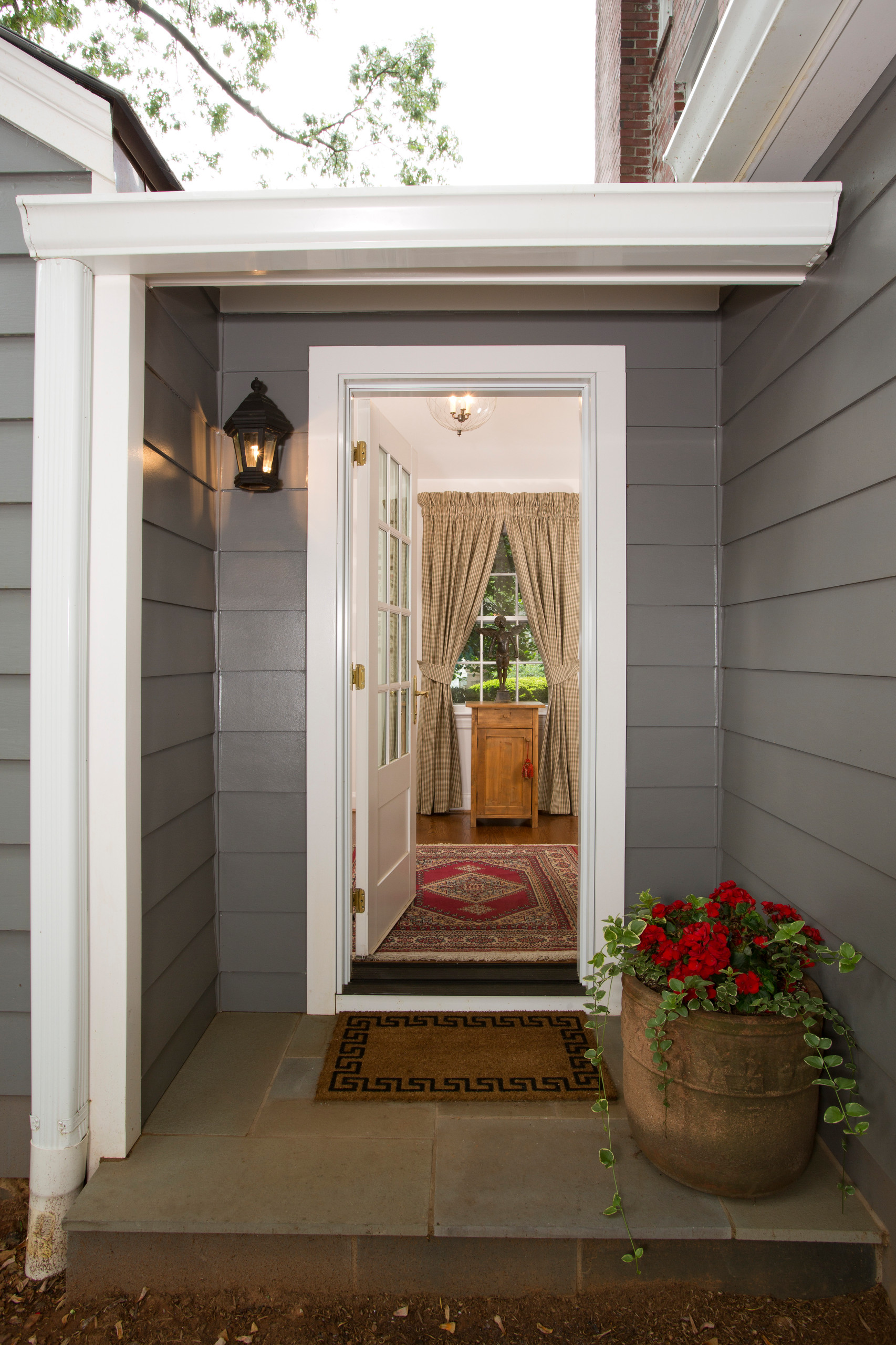 Enclosed Entryway Ideas 13 Modern Front Porch Ideas For A Beautiful