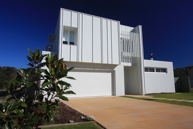 longboard - Contemporary - Entry - Gold Coast - Tweed - by crisilis ...