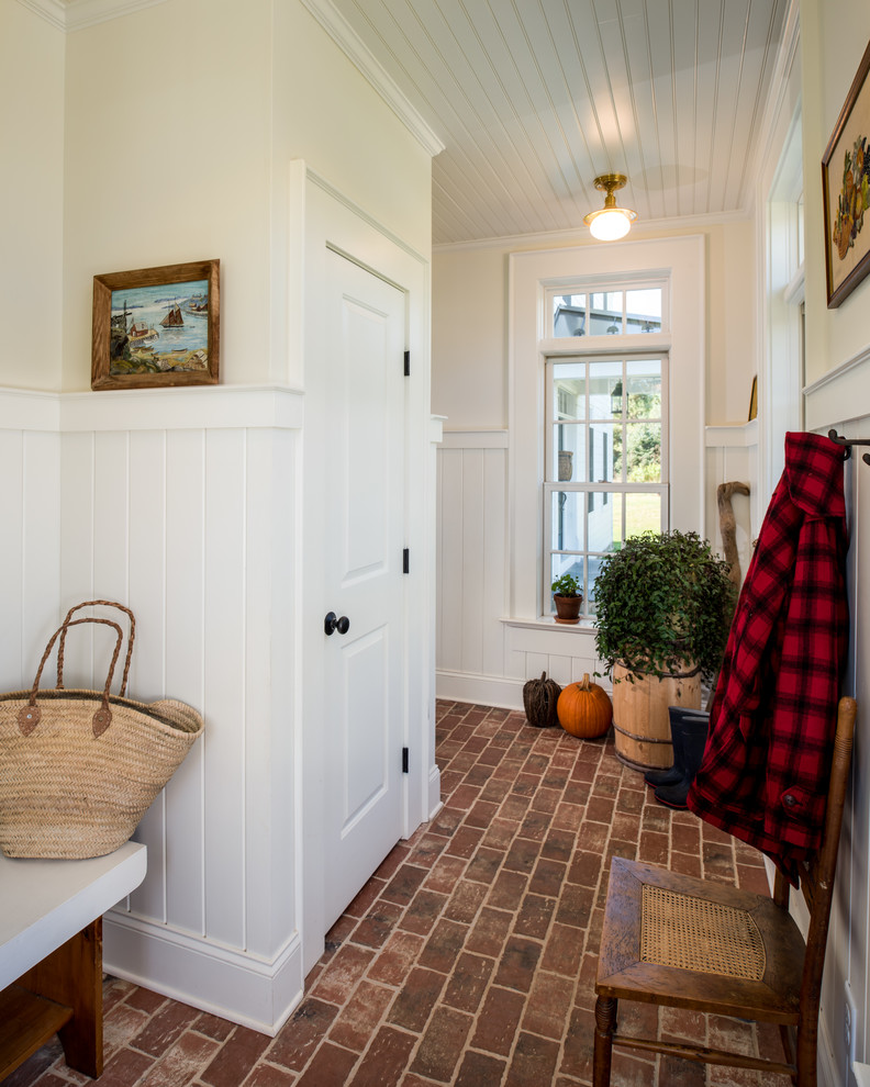 Manheim Farmhouse - Farmhouse - Entry - Philadelphia - by Custom Home ...
