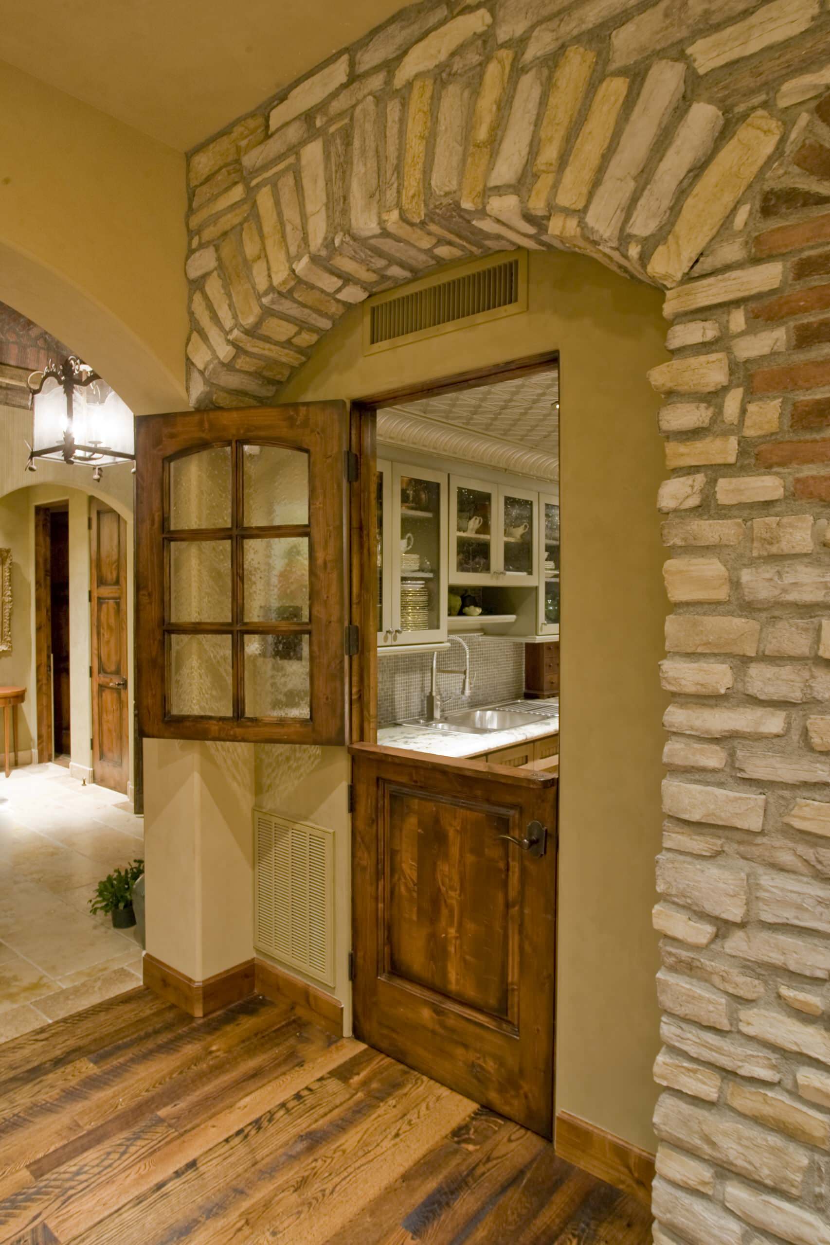 How to Choose Interior Doors That Are Right for Your Home