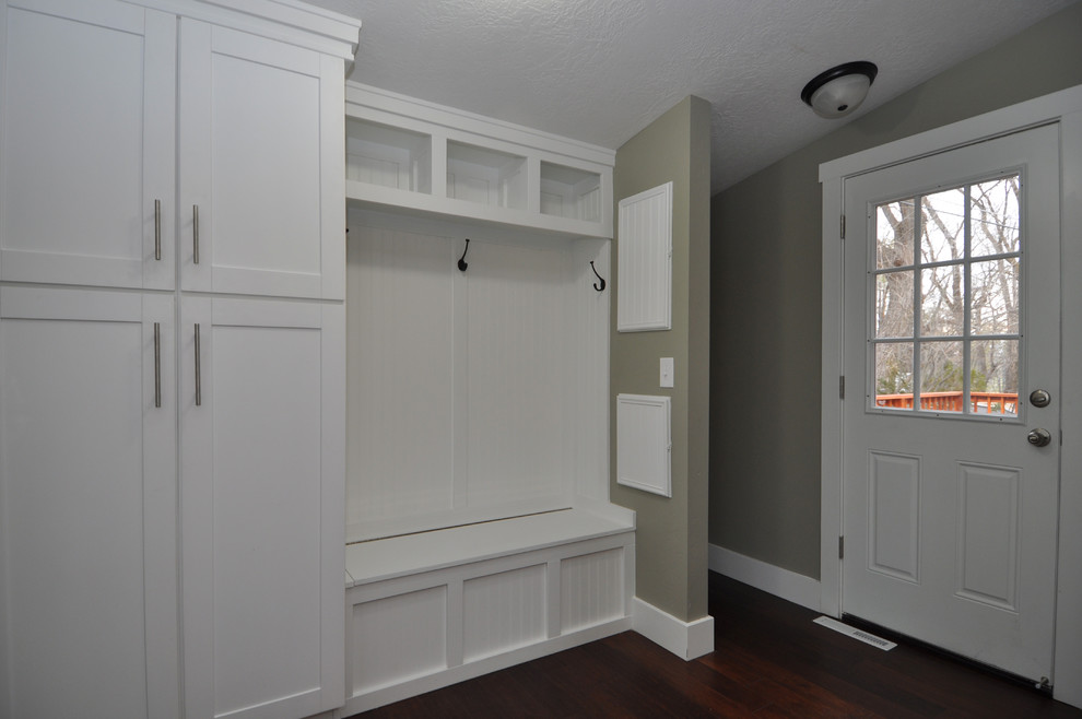 Millcreek Brick Rambler - Traditional - Entry - Salt Lake City - by ...