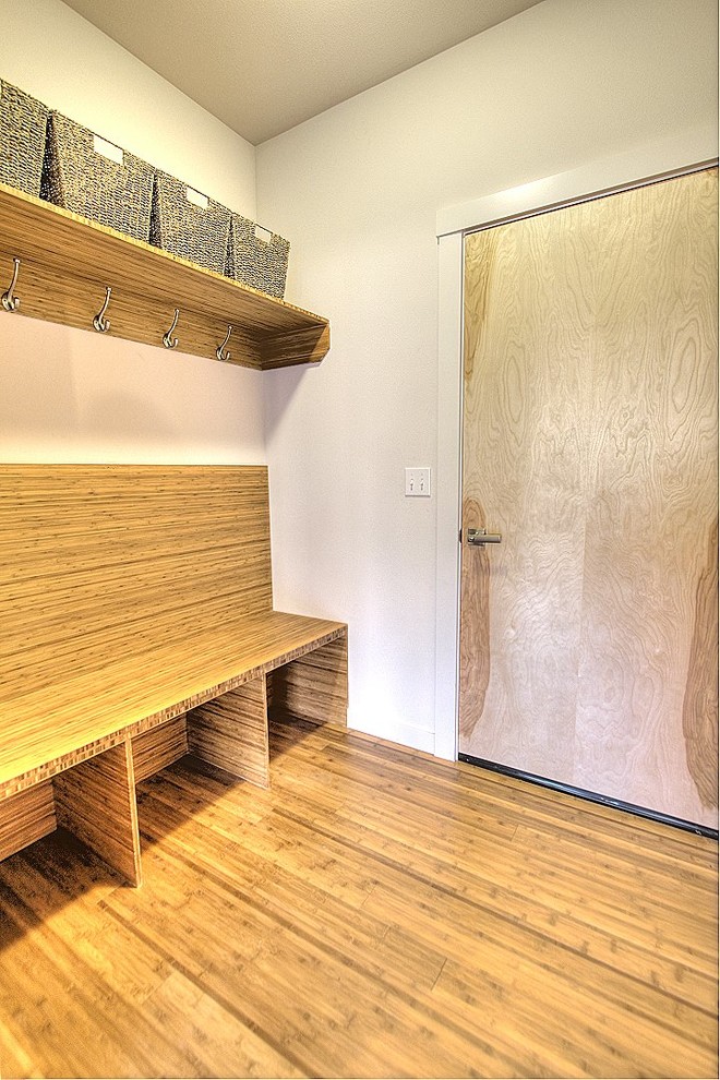 Miriam - Traditional - Entry - Seattle - by Green Canopy Homes | Houzz