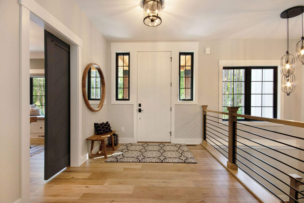 Modern Farmhouse - Moderne - Entrée - Grand Rapids - par Muston ...