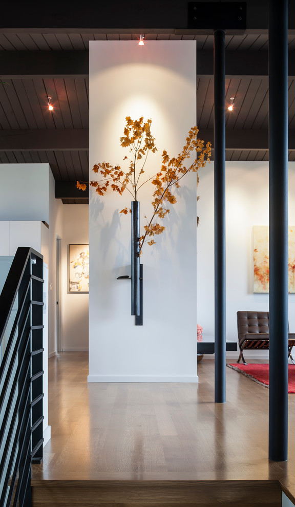 Neubauer - Modern - Entry - Seattle - by Ainslie-Davis Construction | Houzz