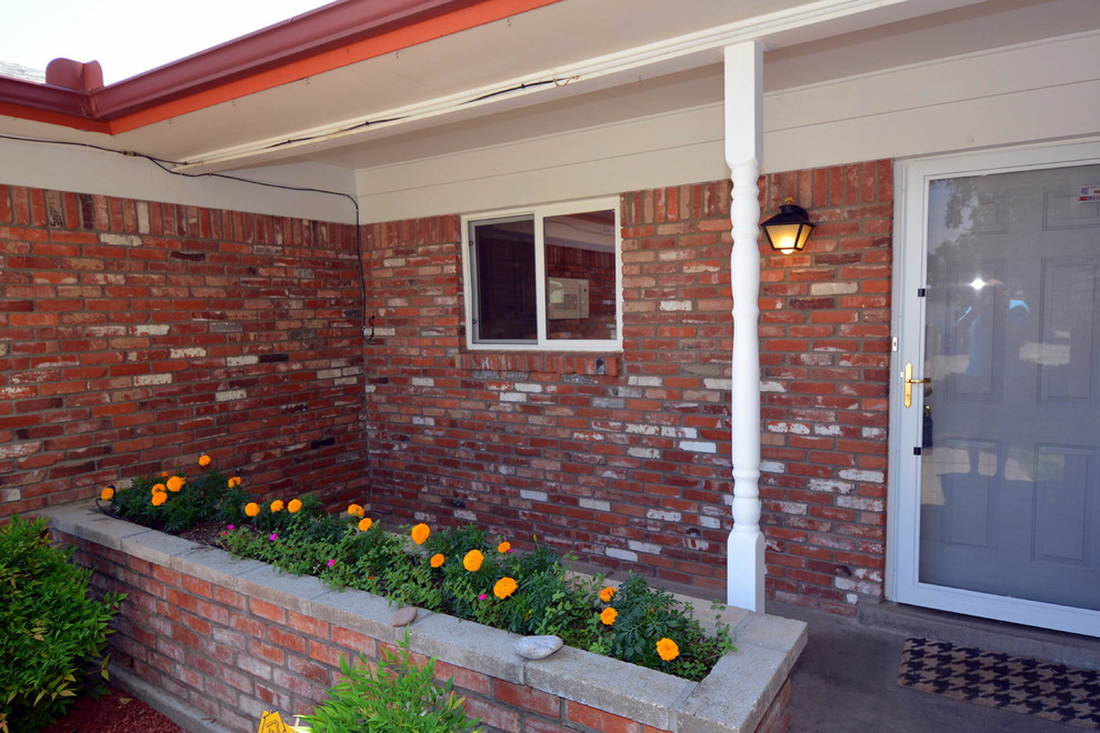 New Holiday Park Updated Brick Ranch Home Staging Photos - Traditional ...