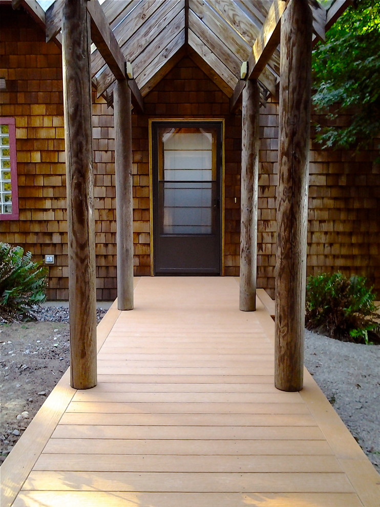 Patio/Breezeway - Rustic - Entry - Seattle - by User | Houzz
