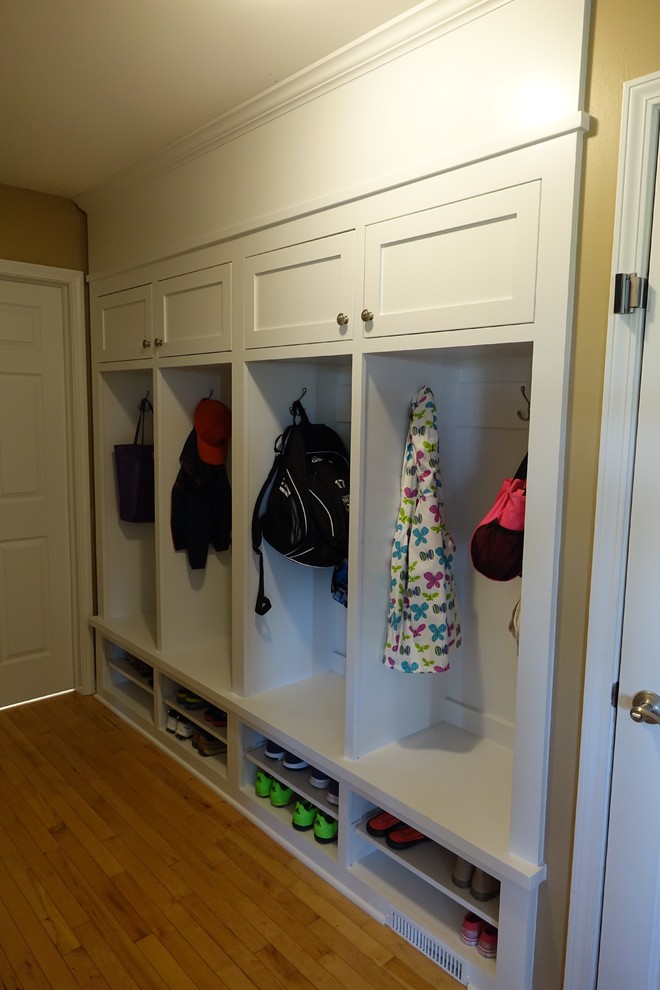 Saline Custom Storage Lockers - Traditional - Entry - Detroit - by New ...