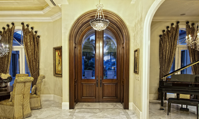 Sater Group's "Neopolitan" Custom Home Plan - Méditerranéen - Entrée ...