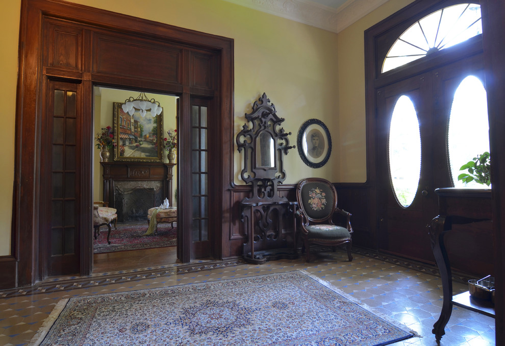 Terrell, TX: Tom & Nancy Aldinger - Traditional - Entrance - Dallas ...