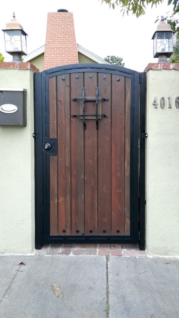 Tuscany Entry and Driveway Gates - Midcentury - Entry - Los Angeles ...