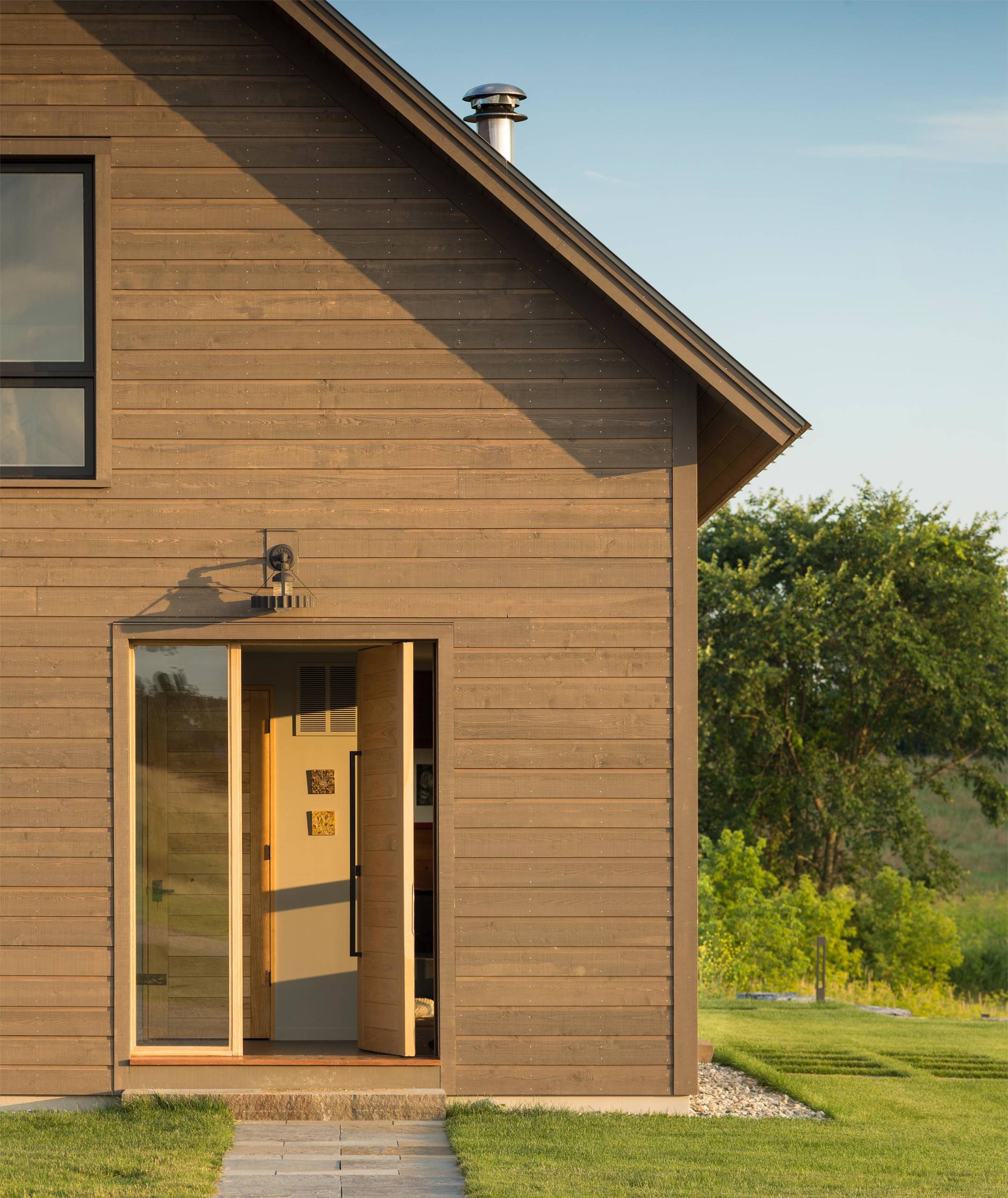 Small Modern House Barn