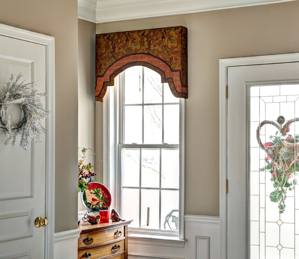 Vicki Foyer - Traditional - Entry - Philadelphia - by Becker Home | Houzz
