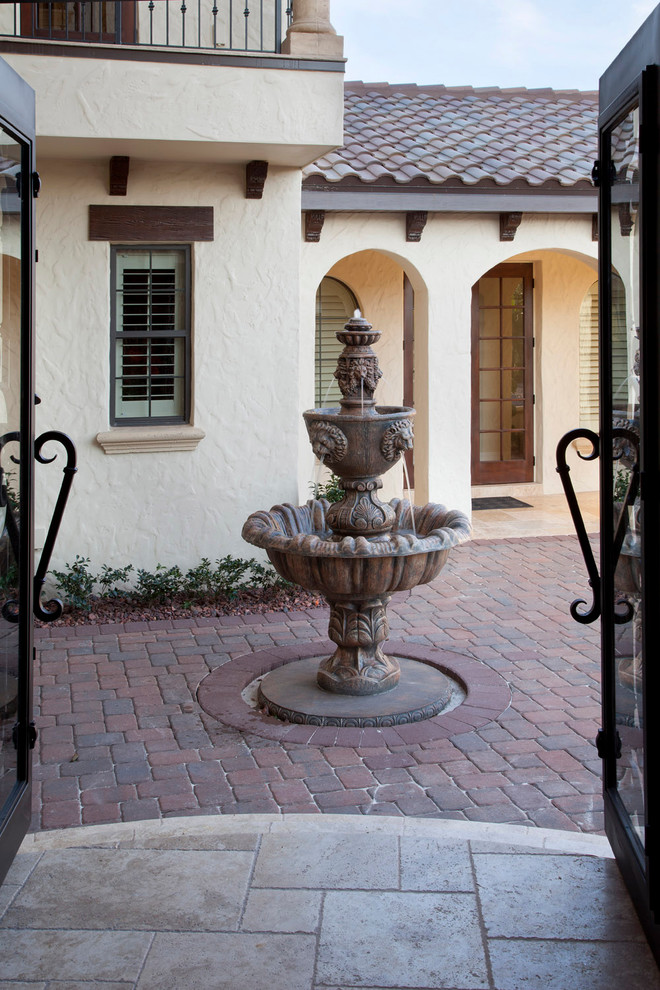 Villa Silvina - Mediterranean - Entry - Orlando - by Jorge Ulibarri ...