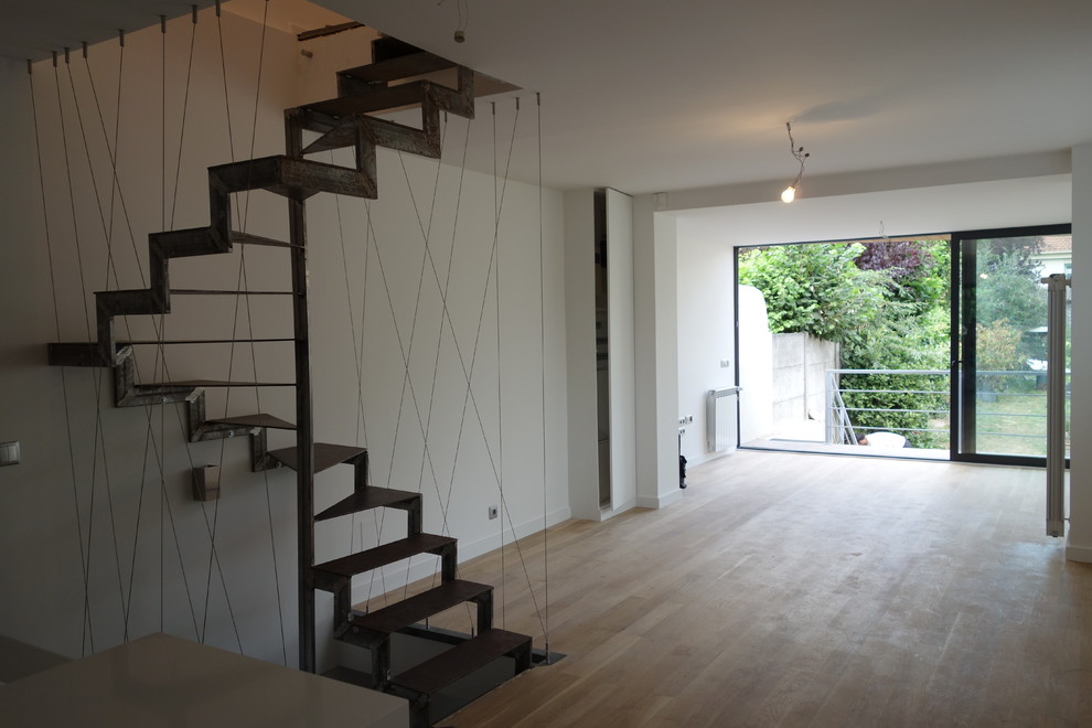 Aggrandisement et renovation d'une maison de ville - 140m2 - Industrial ...