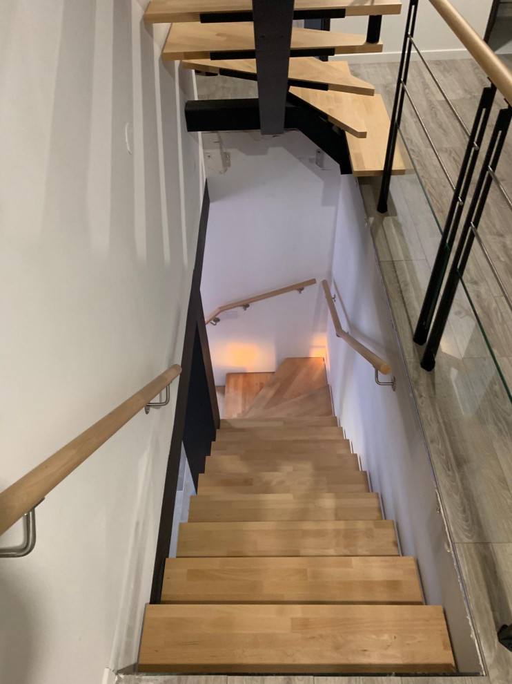 Deux Escalier Quart Tournant Lun Sur Lautre Dans Une Trémie