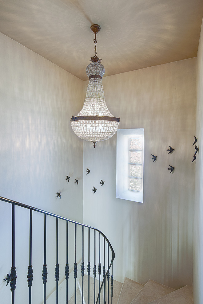 Une cage d'escalier sublimée - Transitional - Staircase - Marseille ...