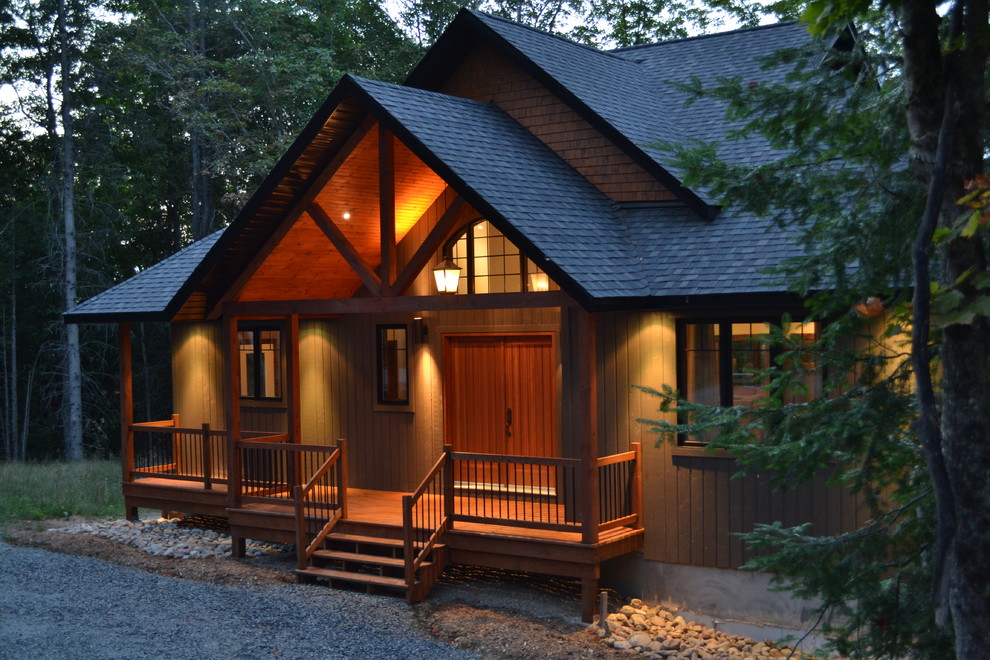 1,800 Sq Ft Chalet - Traditional - Exterior - Toronto - by Adam Brind | Houzz
