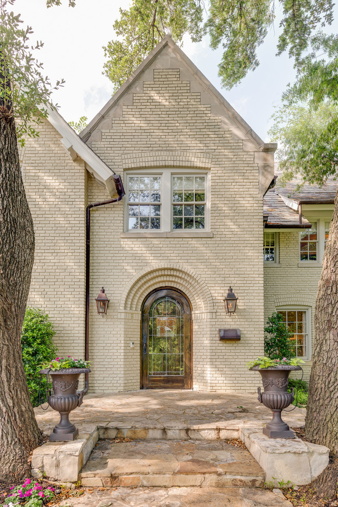 3704 Alice Circle - Traditional - Exterior - Dallas - by Reagan Jobe ...