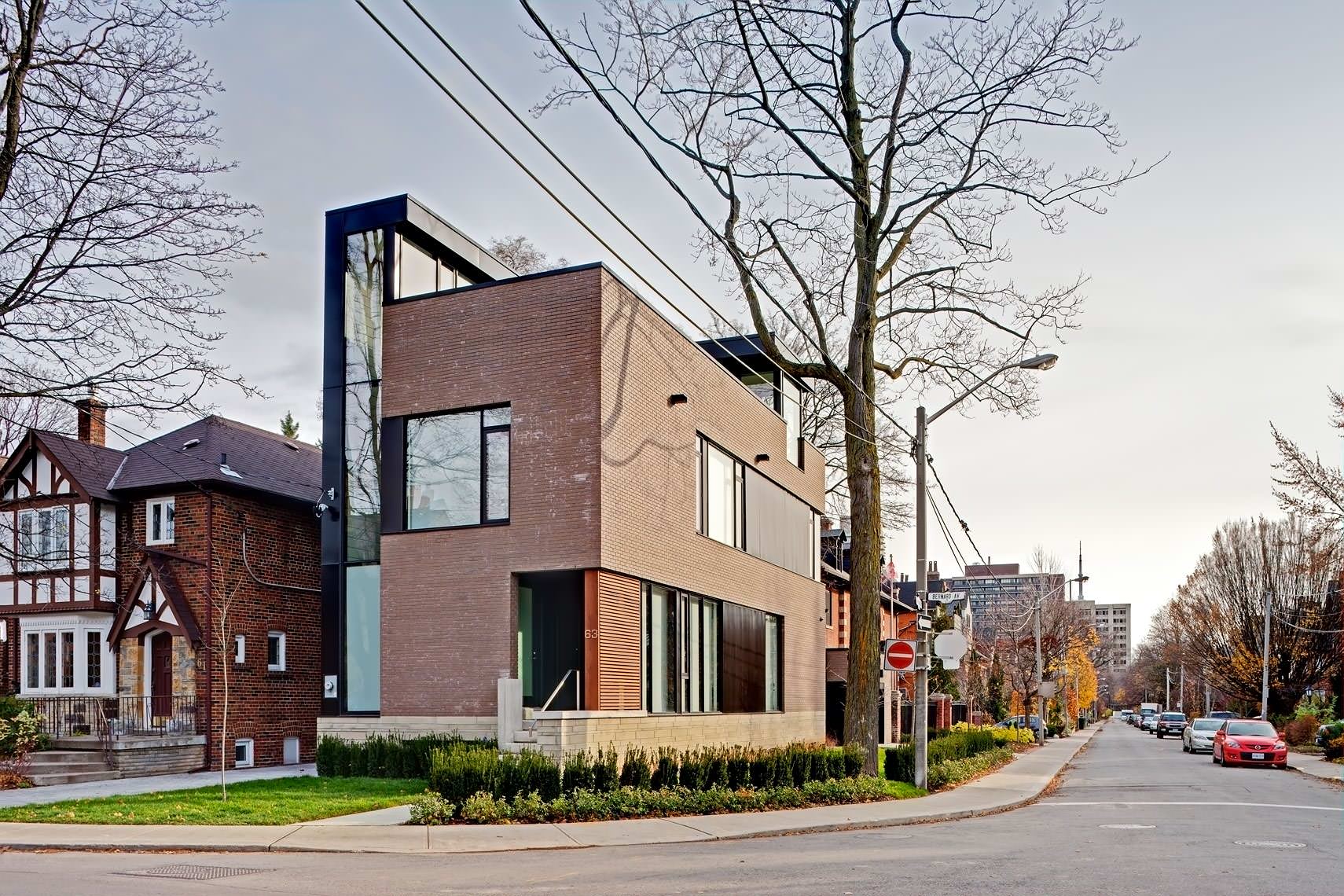 Modern Homes Exterior Canadian Design