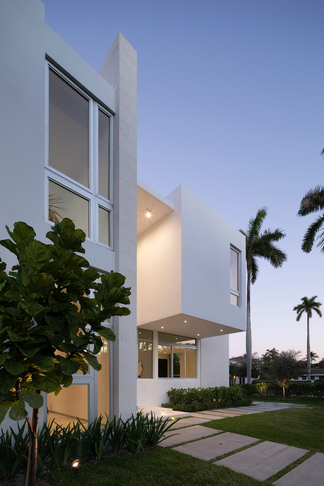 77 Bal Harbour - Coastal - House Exterior - Miami - by SDH Studio ...