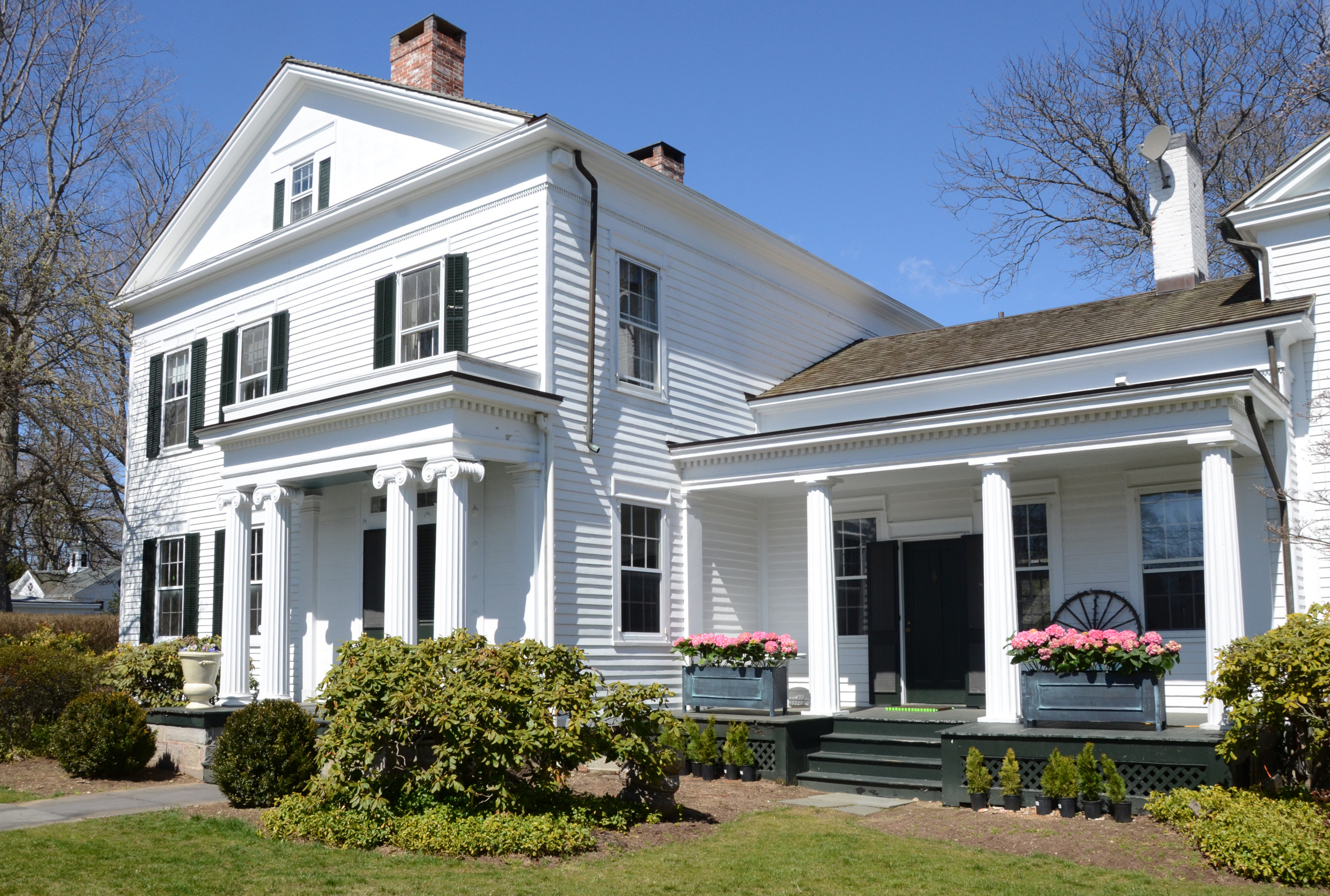 My Houzz: Color and DIY Creativity in a Connecticut Family Home