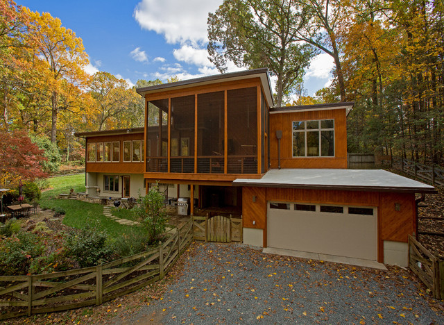A Perch in the Trees in Fairfax, VA - Contemporary - House Exterior ...