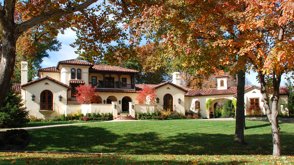A Spanish Colonial Dream - Méditerranéen - Façade - Kansas City - par ...