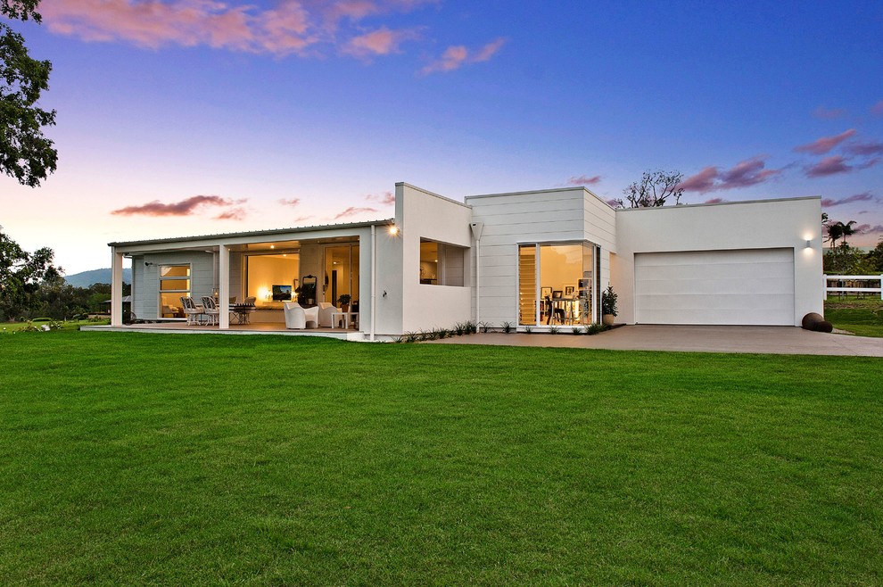 Acreage Low set Home - Modern - Exterior - Brisbane - by H4 Living | Houzz