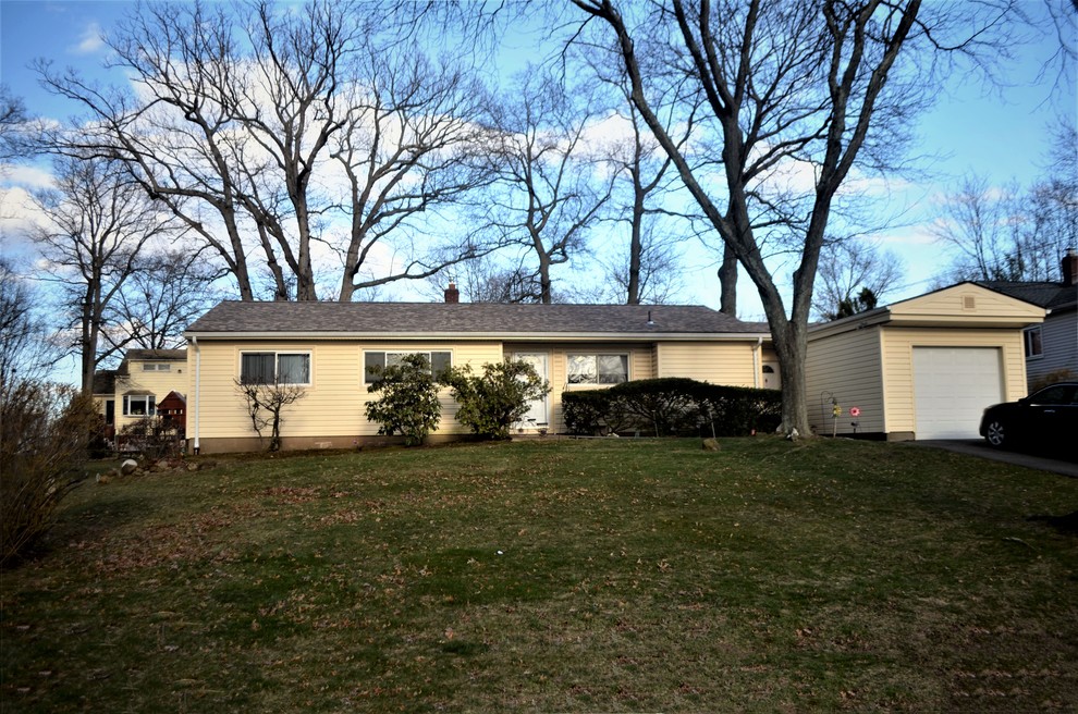 Adobe Cream Dutch Vinyl Siding and Owens Corning Sand Dune Shingle Roof ...