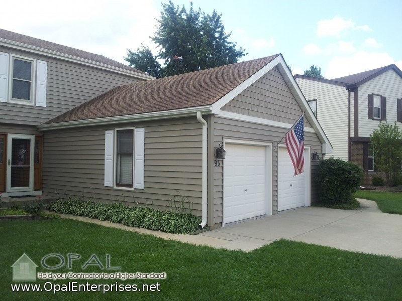 Alside Insulated Siding & Straight Shake Shingle Siding in Tuscan Clay ...