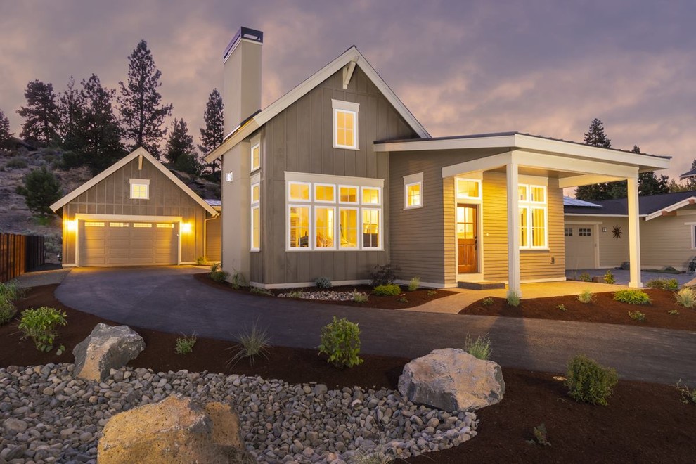 American Farmhouse, Bend Oregon - Farmhouse - Exterior - Portland - by ...
