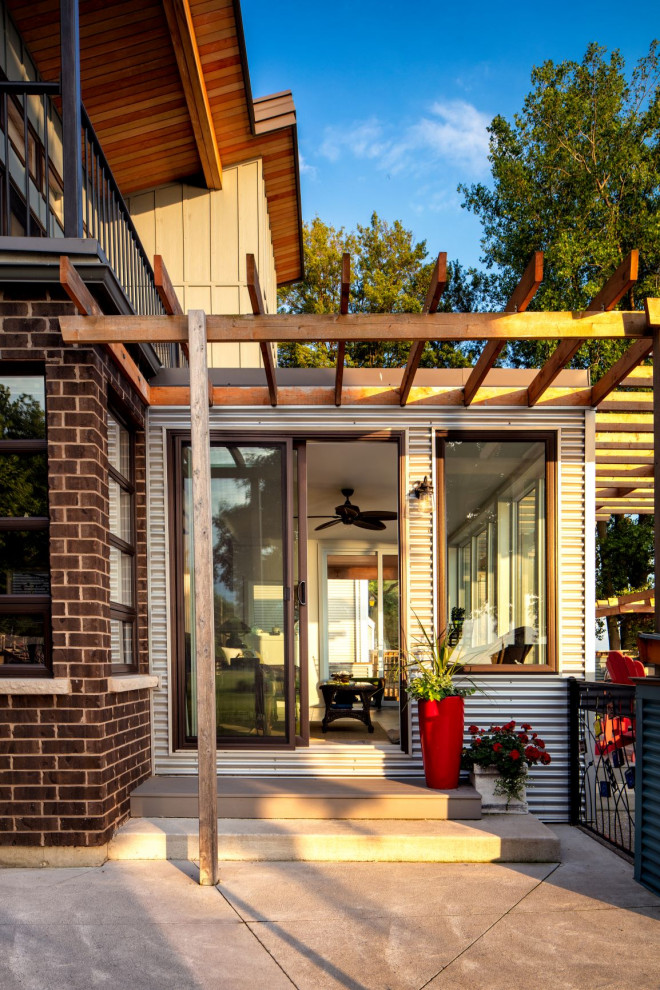 Amherstburg Waterfront Three Season Room - Complete - Contemporary ...