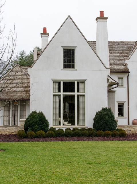 Symmetrical Architecture French Home