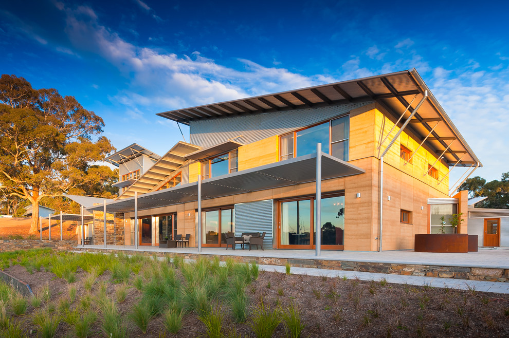 Balhannah House - Farmhouse - Exterior - Adelaide - by TT Architecture ...