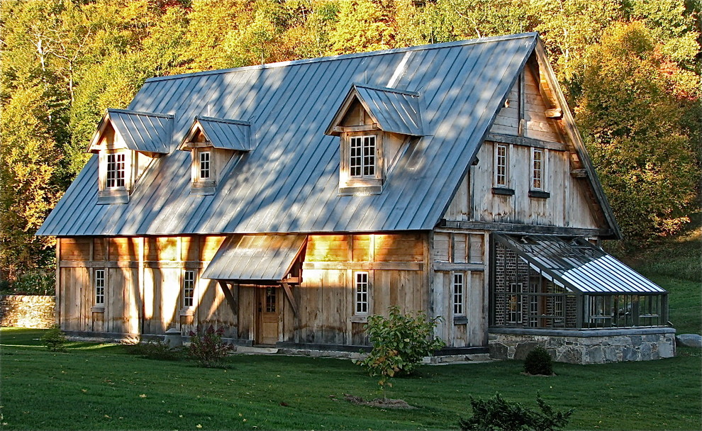 Barn in Vermont - Farmhouse - Exterior - Burlington - by RHEINZINK | Houzz