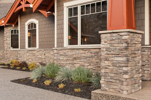 Beautiful Custom Home Featuring Cape Cod Uintah Ledgestone - Classico ...