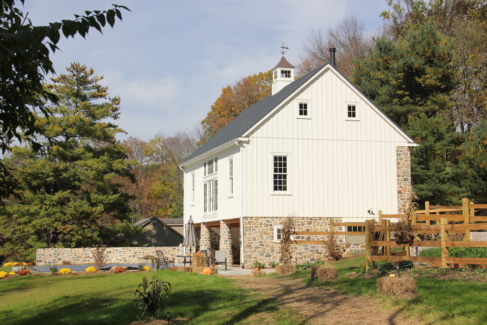 Beers Custom Bank Barn - Modern - Exterior - Philadelphia - by King ...