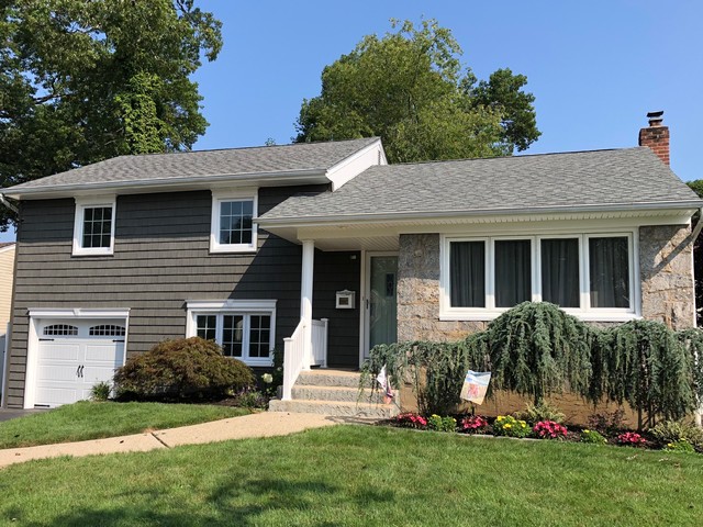 Bellmore Siding - Charcoal Smoke Shakes - Traditional - Exterior - New ...