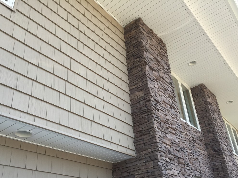 Bellmore Siding - Tuscan Clay Shakes with Santa Fe Stacked Stone ...