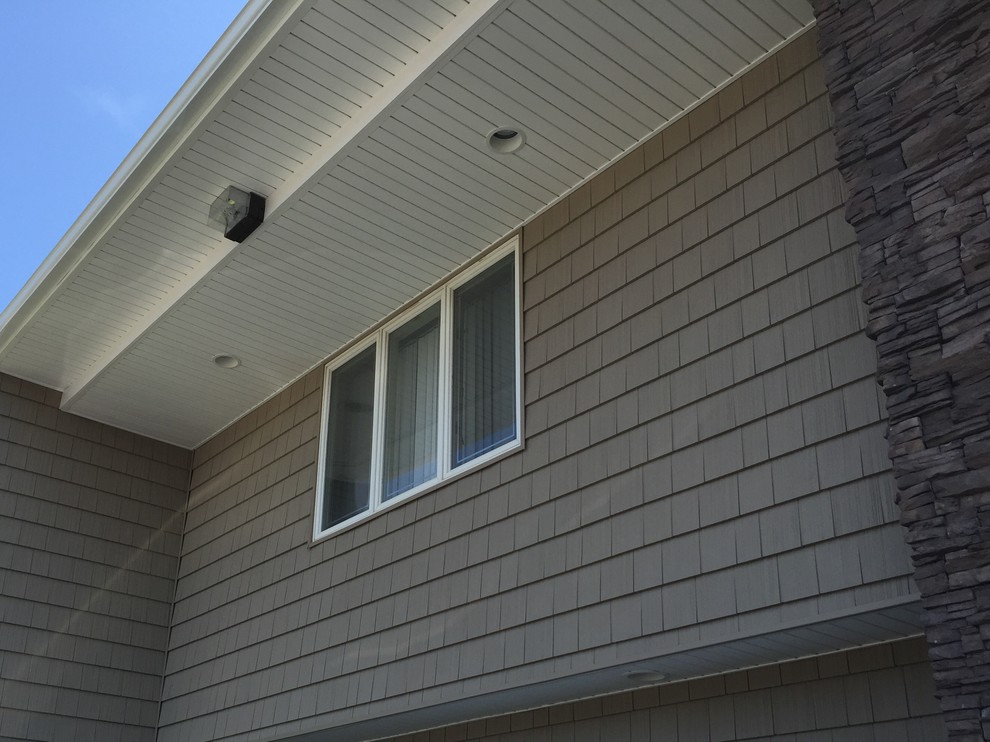 Bellmore Siding - Tuscan Clay Shakes with Santa Fe Stacked Stone ...