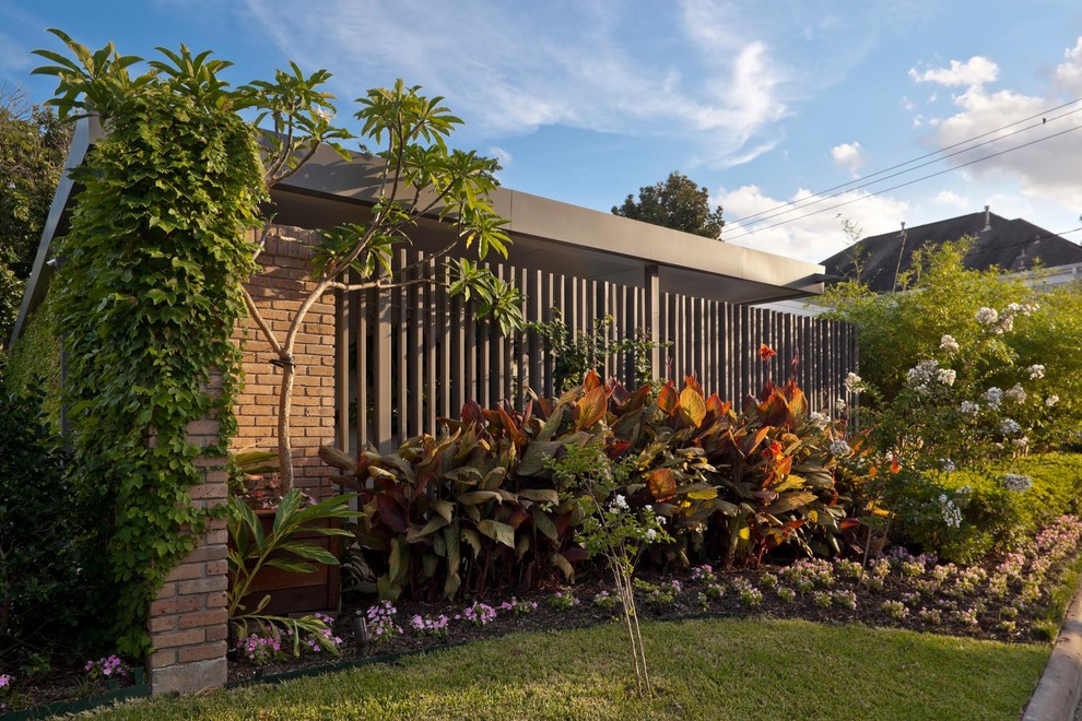 Bering House - Cameron Armstrong, Architect - Midcentury - Exterior ...